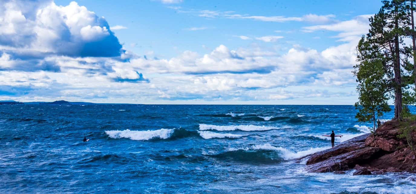 Surfing in Michigan: Best Great Lakes Surfing Guide (2025)